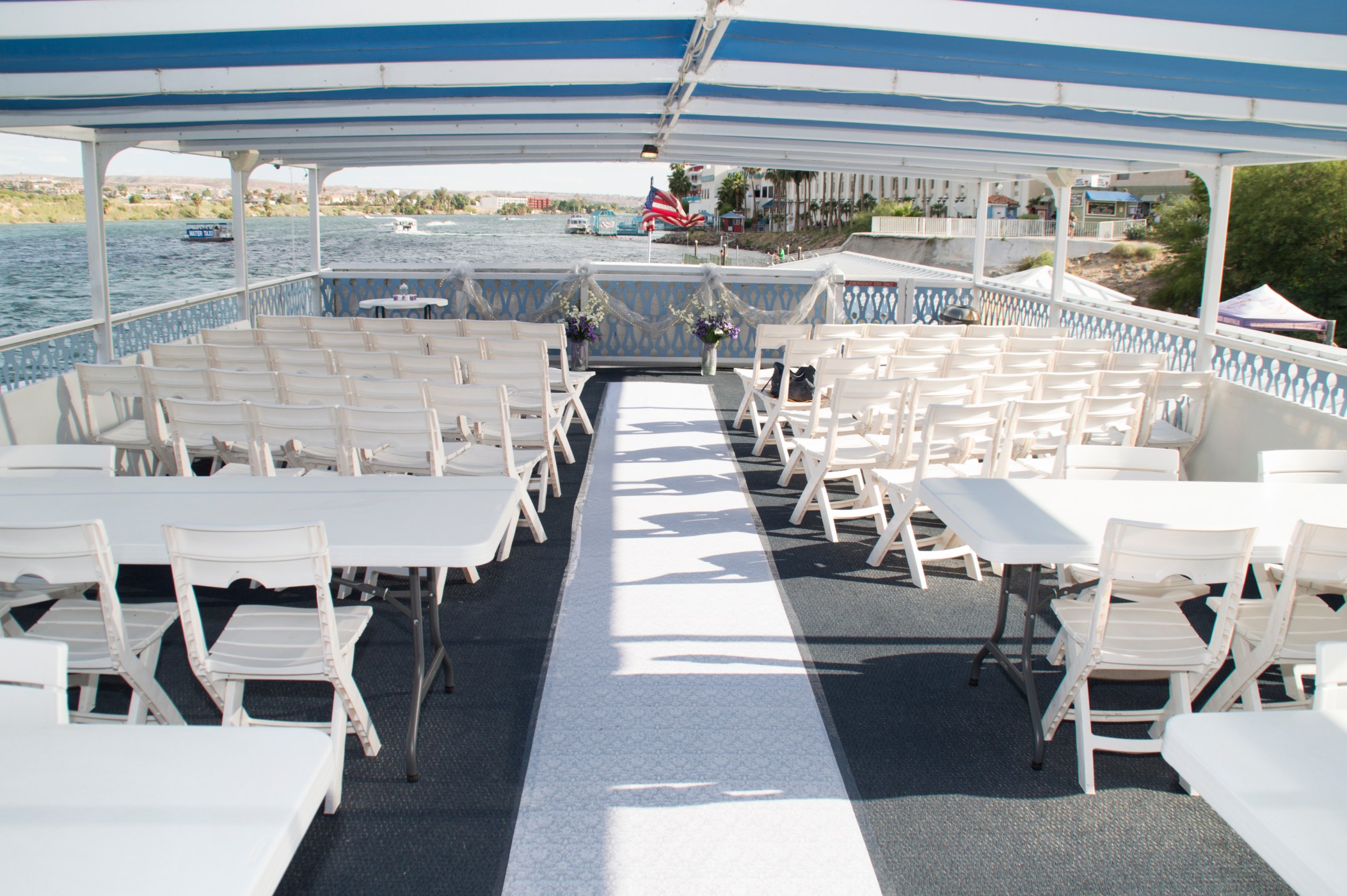 Looking for A Unique Wedding Venue? | Laughlin River Tours